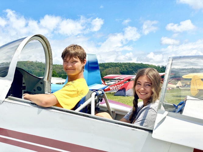 Flying family lands at the Fly-In | News, Sports, Jobs - The Express